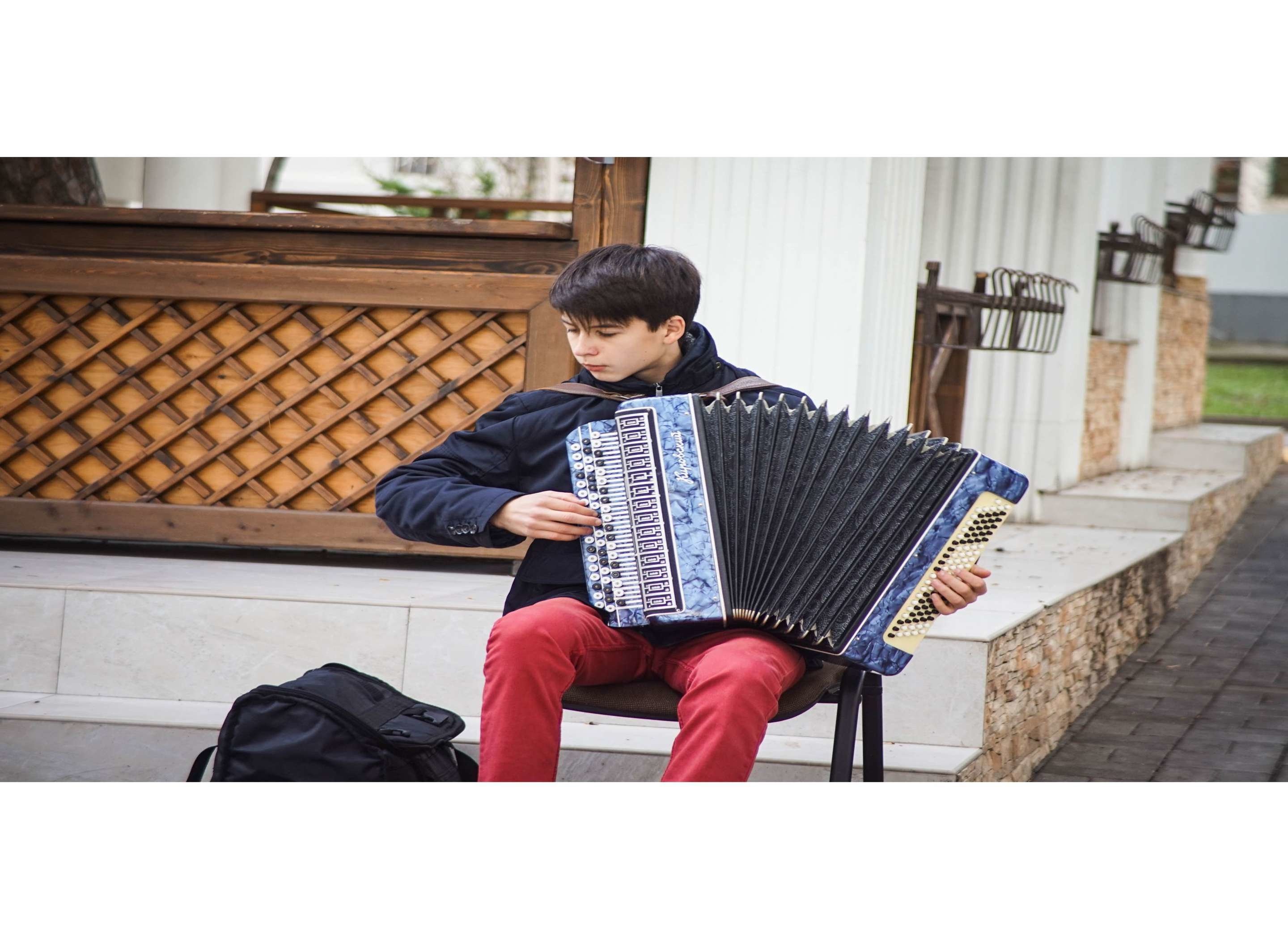 Copy me song using movements